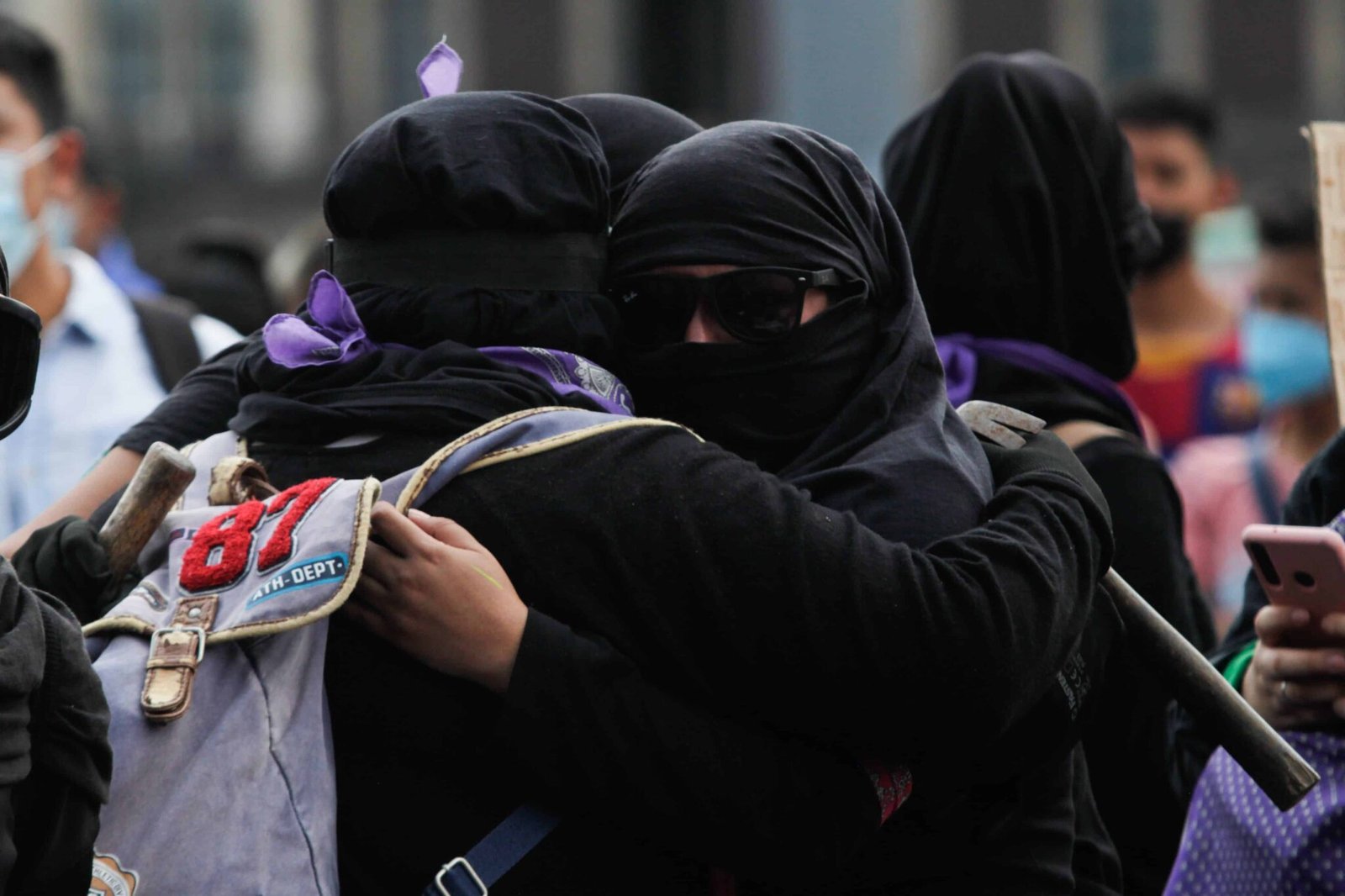 ¿Qué es el bloque negro? Su importancia en las manifestaciones feministas