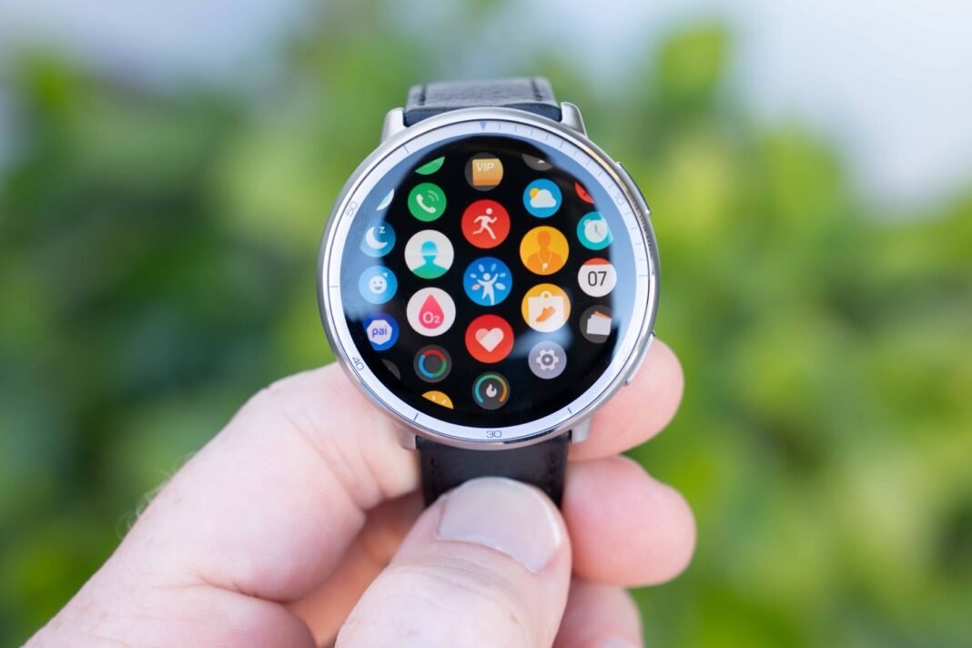 ¿En qué mano se usa el reloj y para qué sirve hoy? - Énfasis